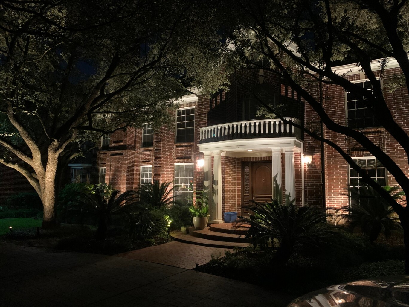 3 LED Light Maintenance Tips For Outdoor Lighting